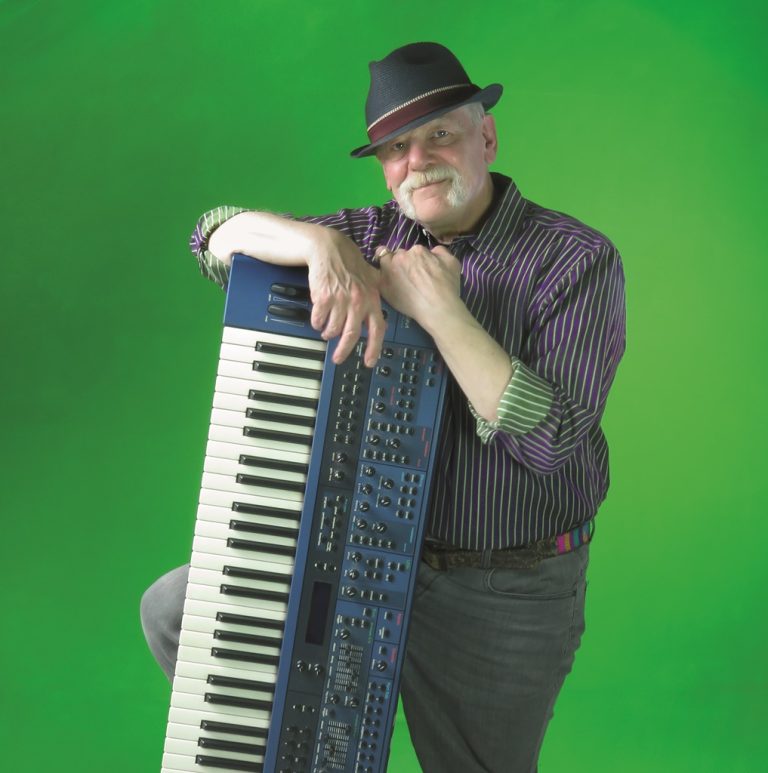 Nick Magnus | A Strange Inheritance – The Progmeister